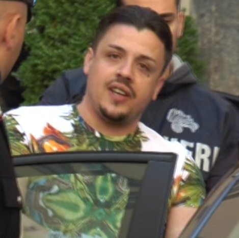 Napoli, arrestato Walter Mallo: il giovane boss della nuova faida di ...